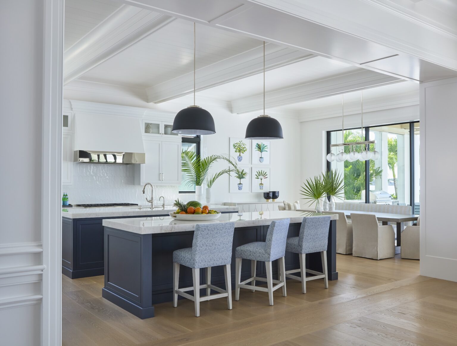 CONTEMPORARY WATERFRONT - JMA INTERIOR DESIGN